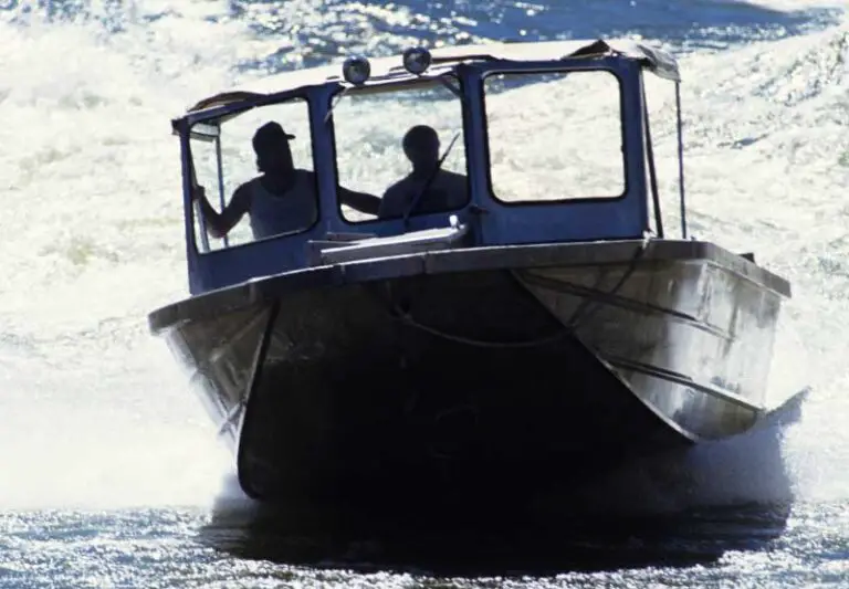 What is a Jet Boat? Types, Pros and Cons
