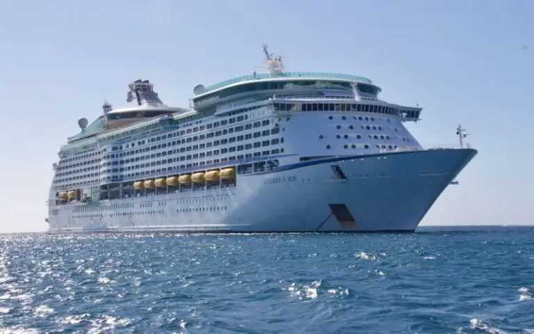 Boat vs Ship: What's the Difference Between a Boat and a Ship
